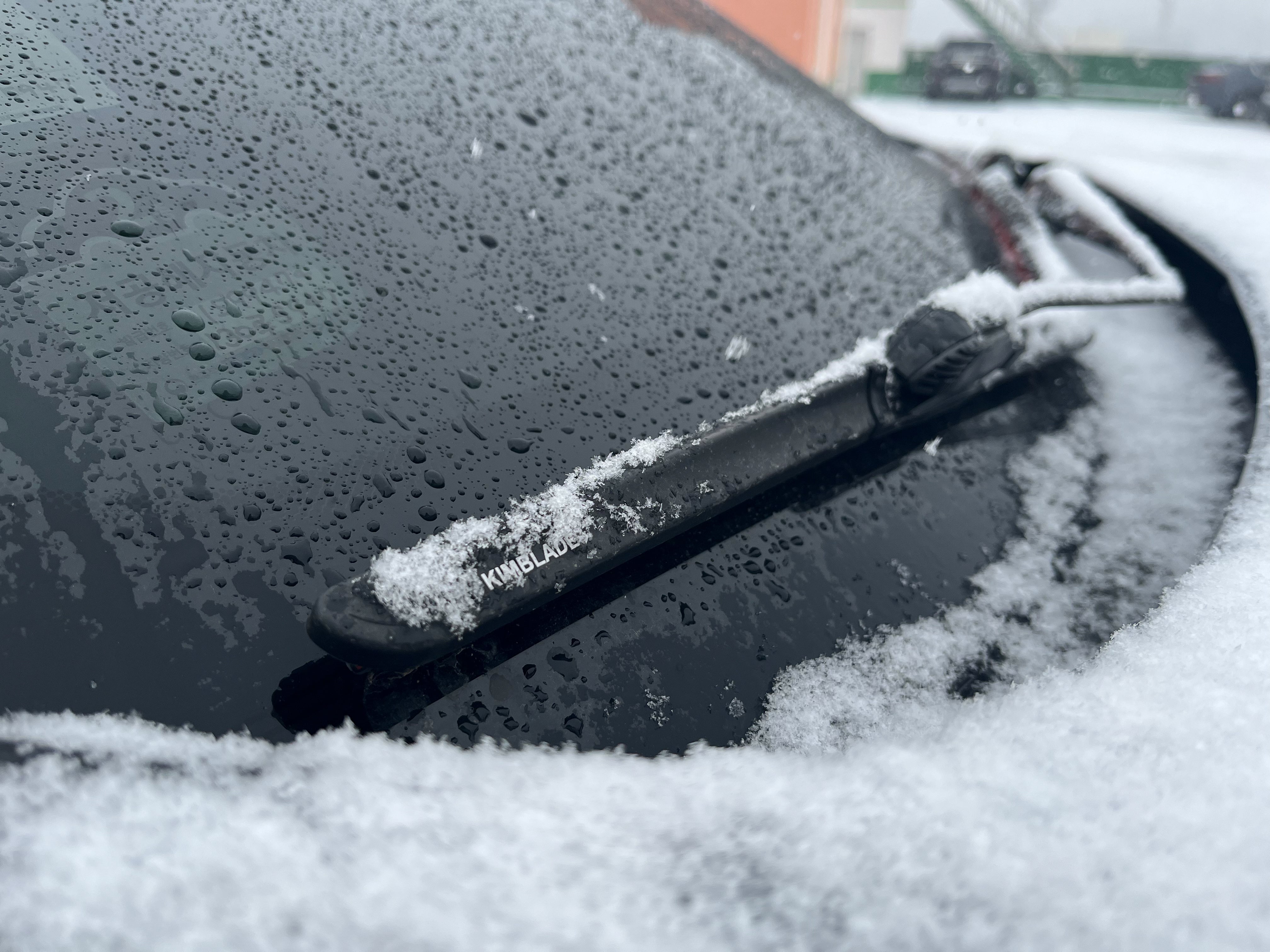 Year-Round Wiper Guide: Choosing the Right Wiper for Every Season ...